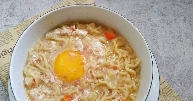 Cobain Indomie Kuah Hacks Ini Yuk! Rasanya Duplikat Ramen Lho ...